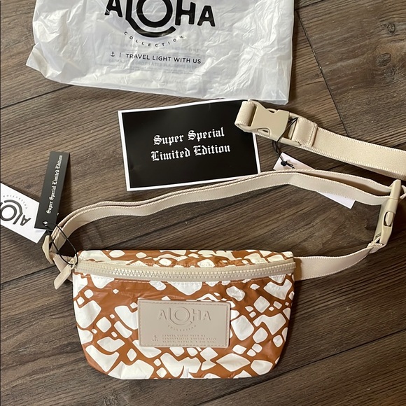 ALOHA Collection | Bags | Aloha Collection Textile Shell Tan And Cream ...